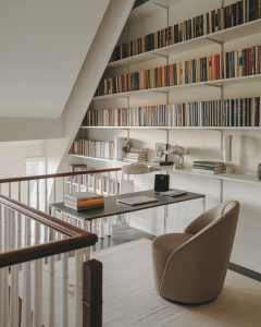 39 Upstairs Hallway Ideas 2025: Modern, Boho, Luxury & Storage ...