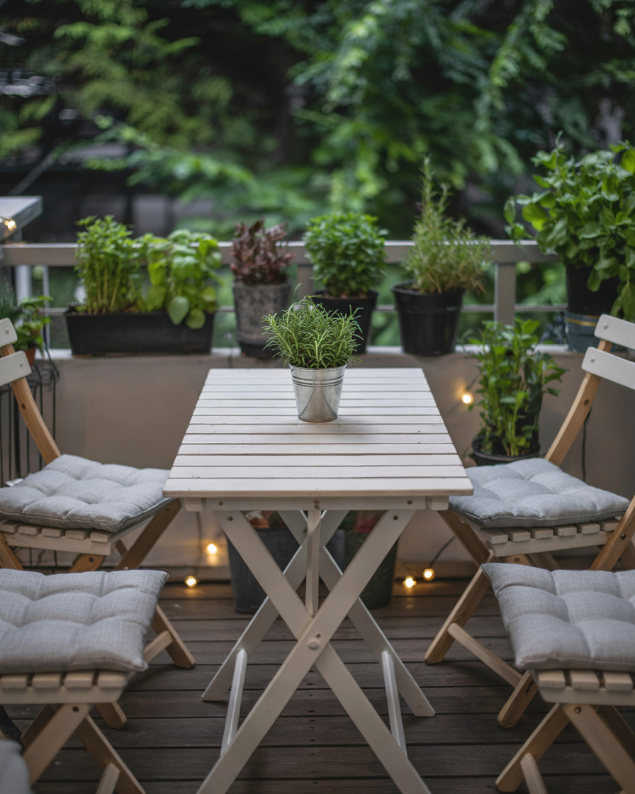 44 Patio Table Ideas for 2025: Unique, Budget-Friendly DIY Designs for ...