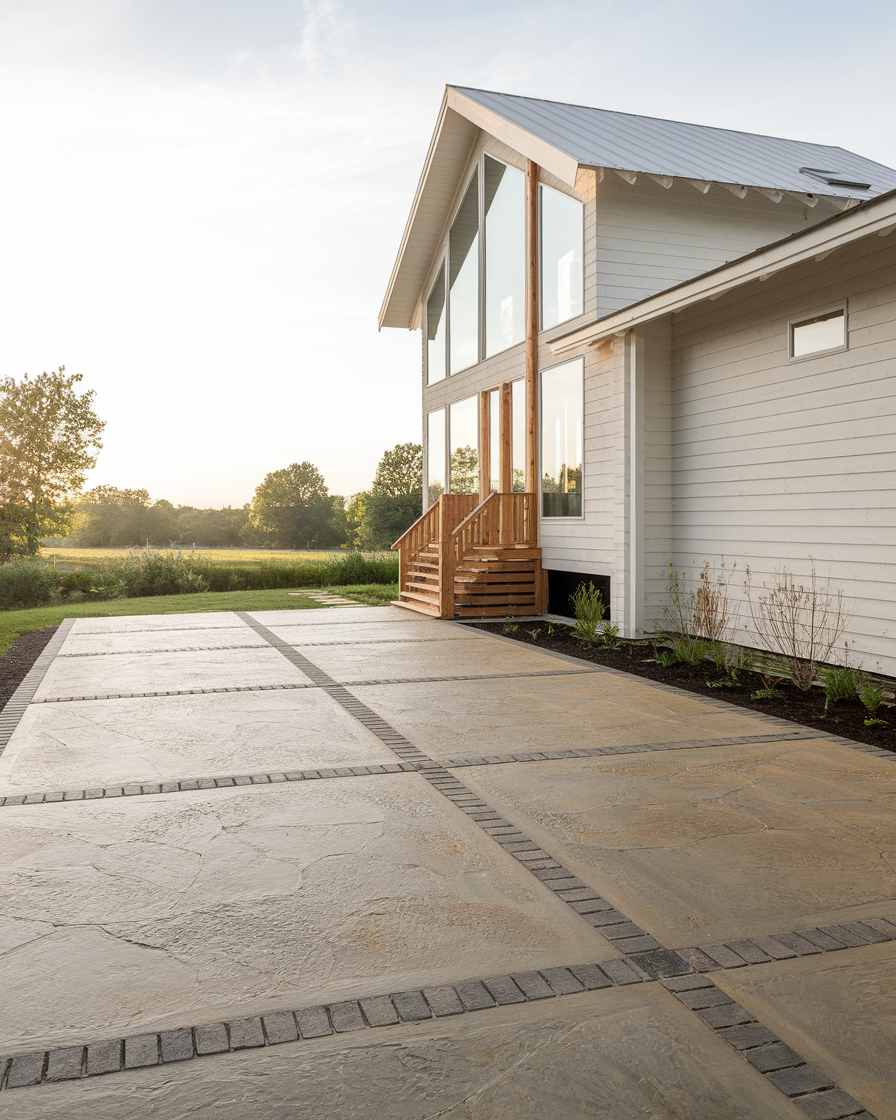 Modern Driveway Ideas 2025: 40 Stylish, Functional Designs for Every ...