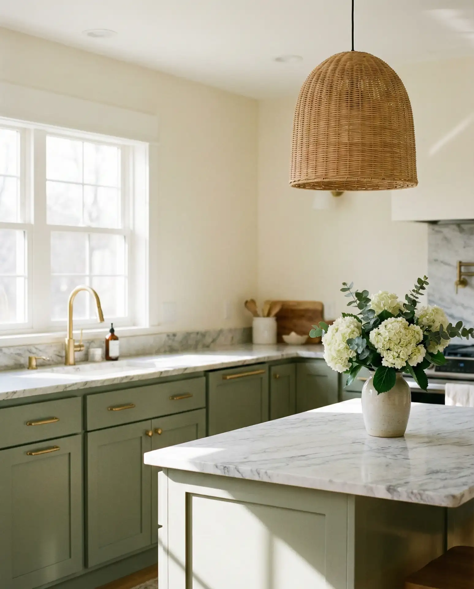 Kitchen Color Ideas 2026: 44 Inspiring Palettes for Walls, Cabinets and ...